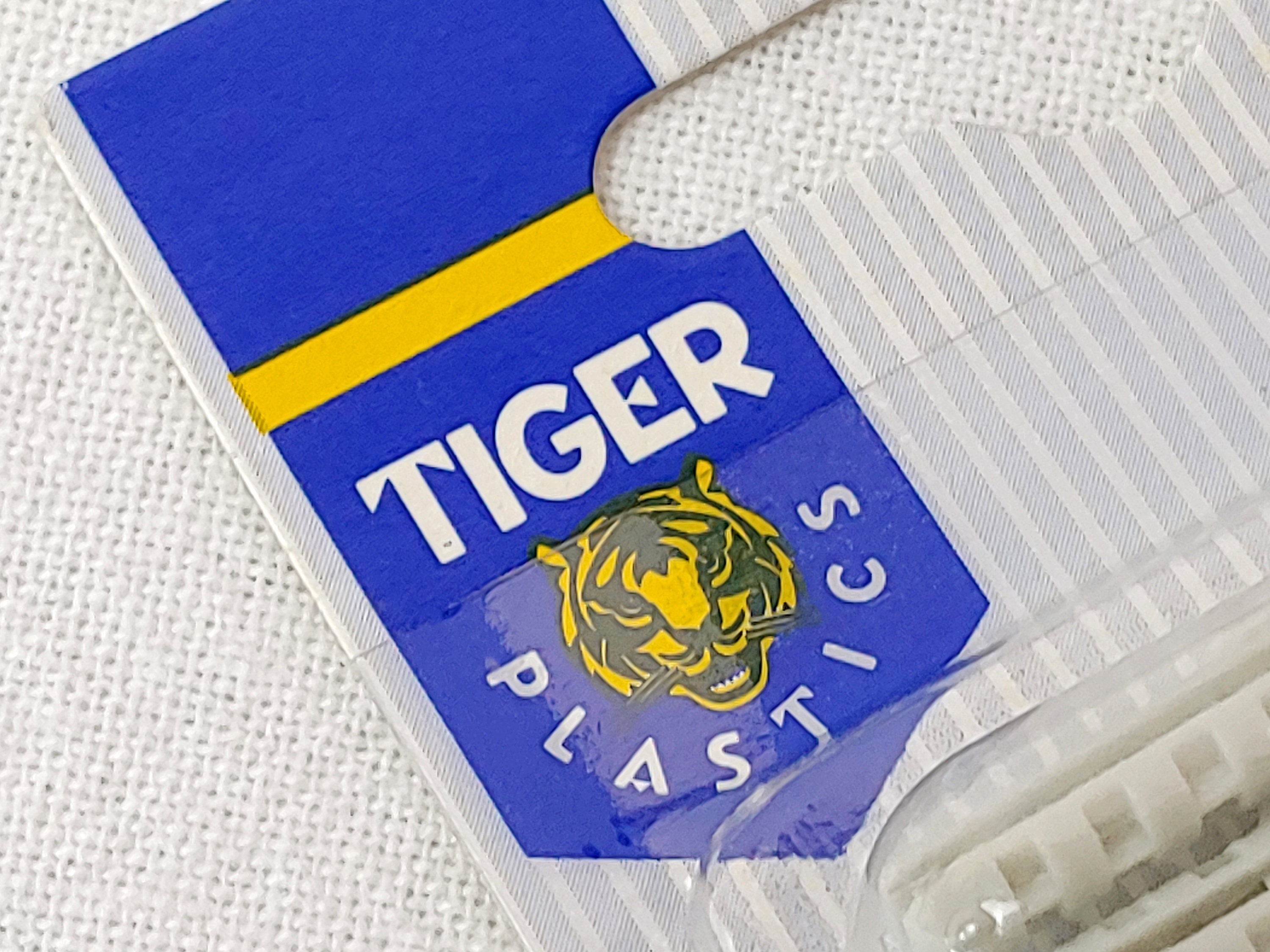 Space Age Design - Set of Italic Plastic Hooks - Tiger Plastics Holland ...