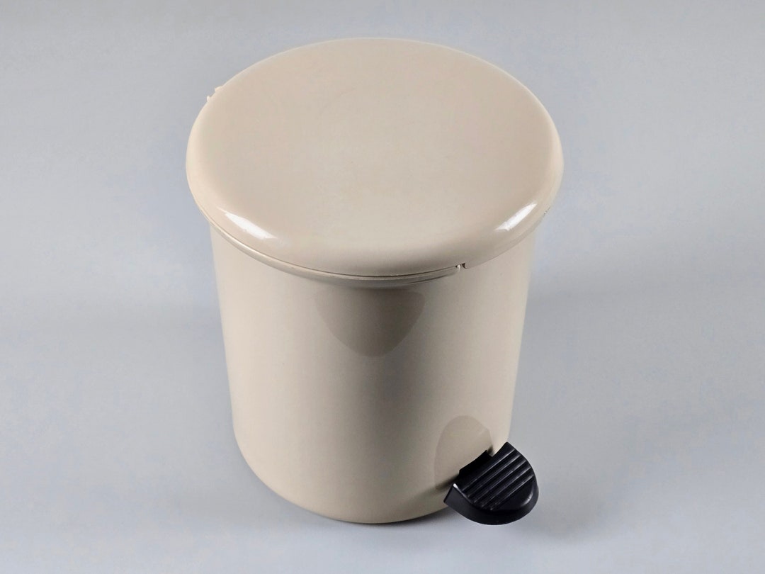 Space Age Design Vintage Beige Plastic Pedal Waste Bin Retro Home Decor ...