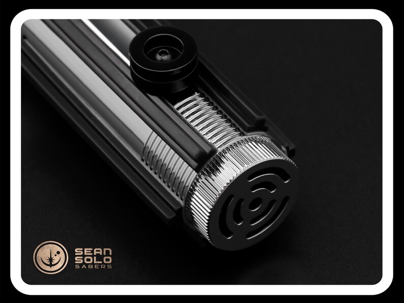 Anakin Skywalker Neopixel Lightsaber: Elite Graflex, Smoothswing Hilt ...