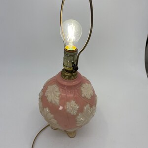 Vintage 50's Art Deco Aladdin Table Lamp in a Beautiful Pink & White ...