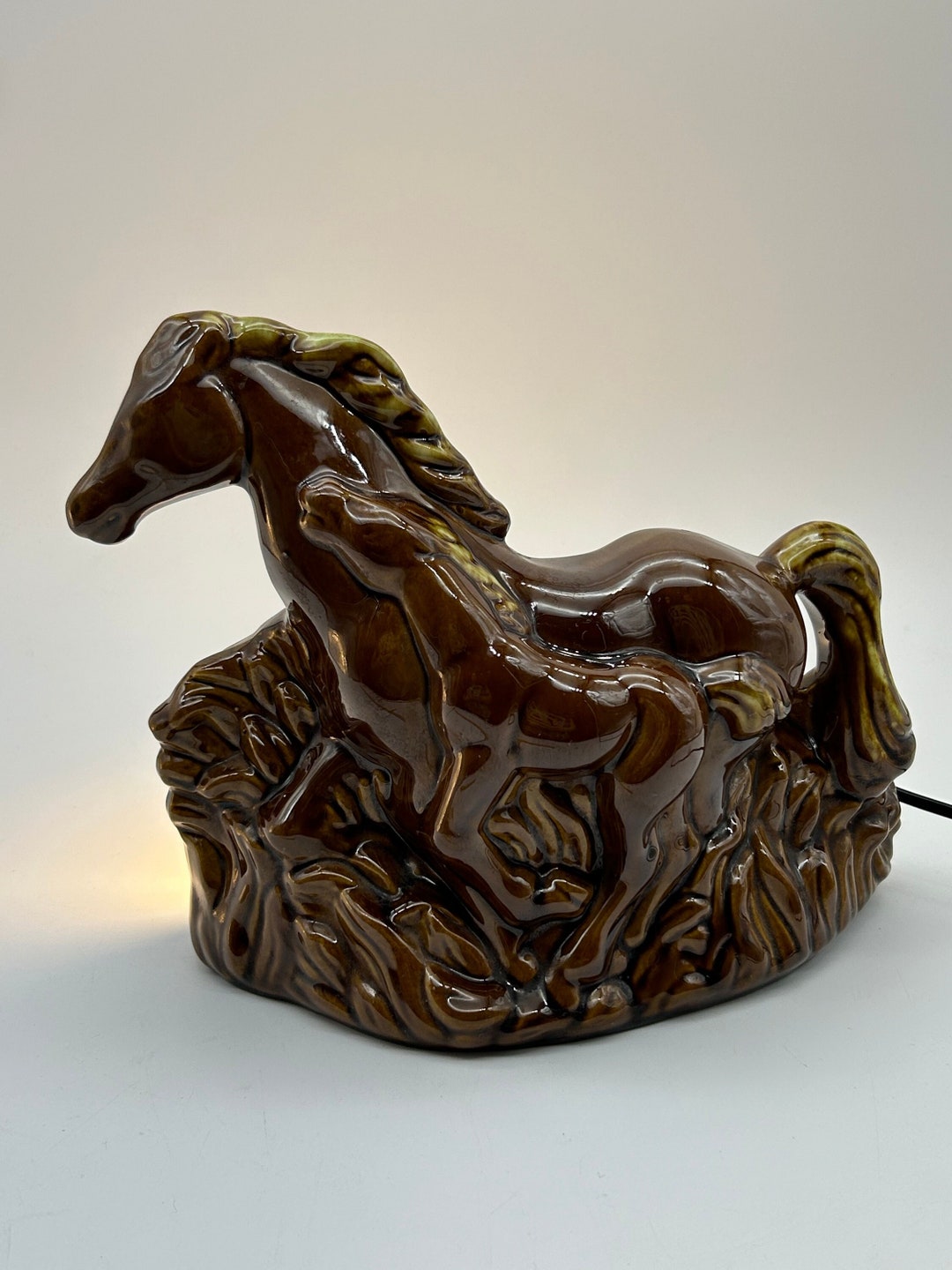 Vintage 1950’s TV Lamp Phil Mar Horses. High Gloss Brown Sculptural ...