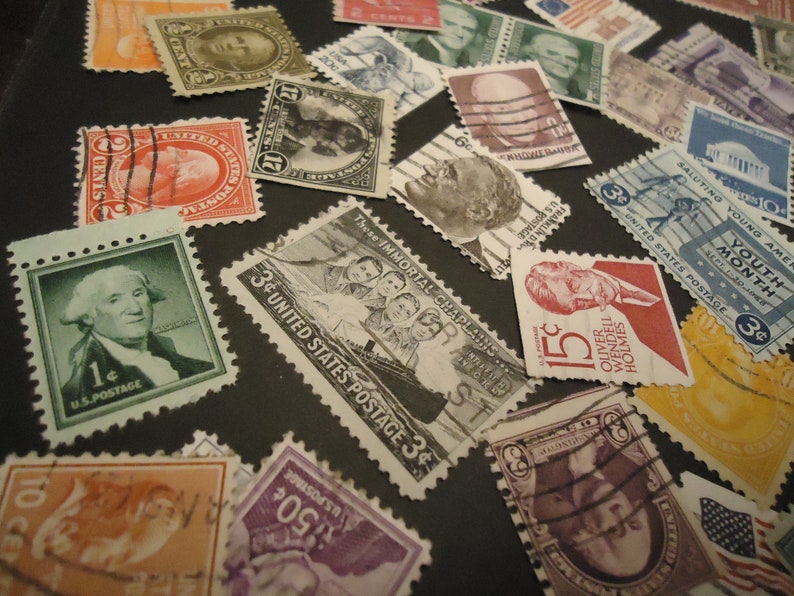 Surtido usado de 85 sellos postales antiguos de EE. UU., principalmente ...