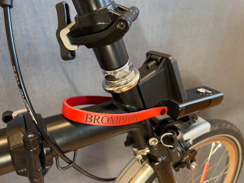 Brompton Bike Leather Luggage Strap, Handmade Engraved Pull Tab - Etsy