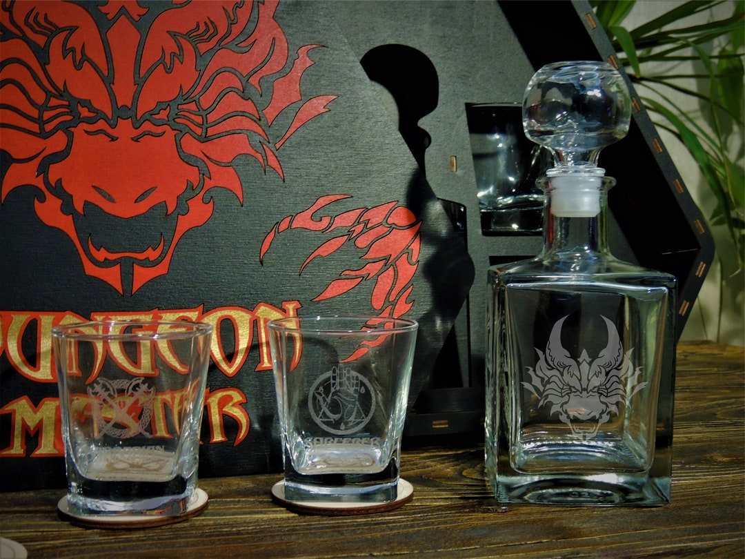 Dnd Fan Gift,dnd Whiskey Decanter Set,dungeon Master Gift,dnd Player ...