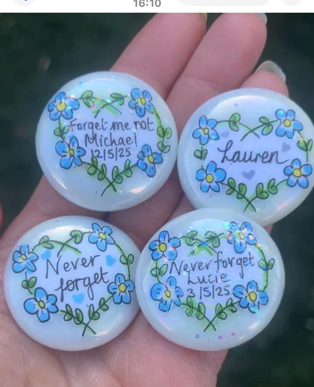 Never Forget Keepsake Pebble, Forget Me Not Flower Memorial Stone ...