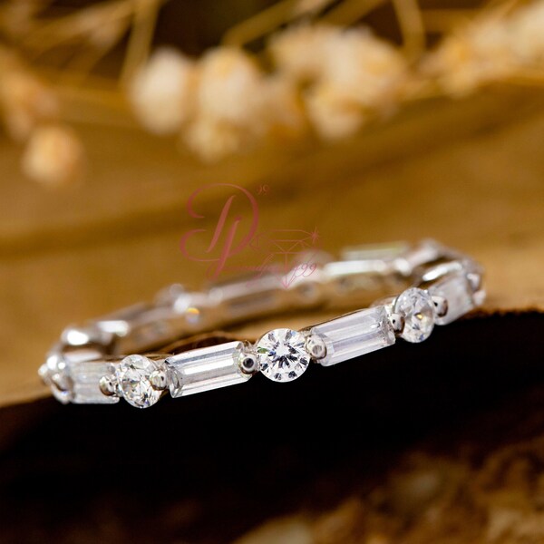 Dot Dash Ring - Etsy