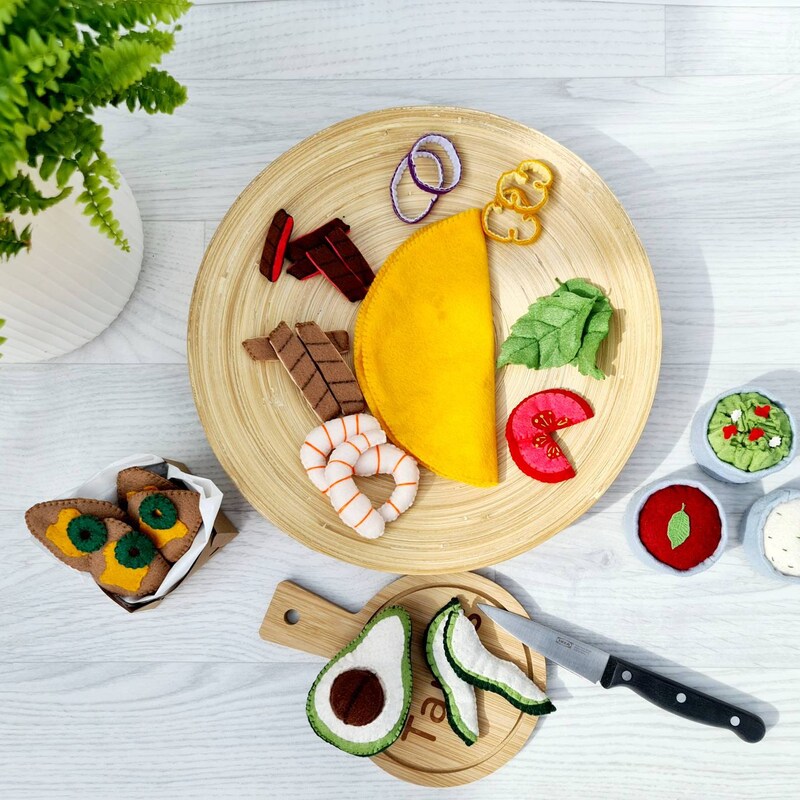 Nacho Toy - Etsy Israel