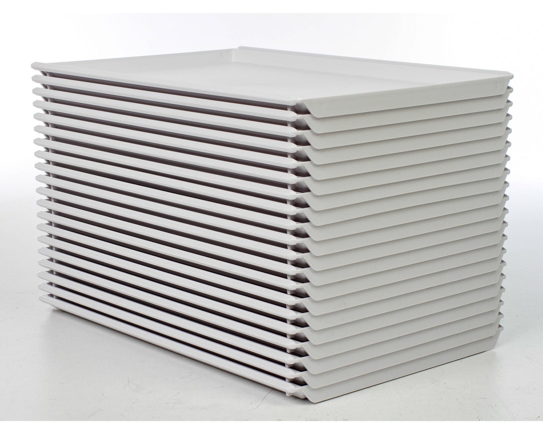 20 NEW Small White Atlas SERVING TRAYS Made for Air Berlin. - Etsy