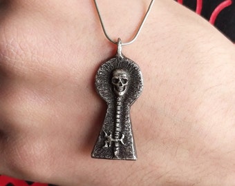 Keyhole Skull - Etsy