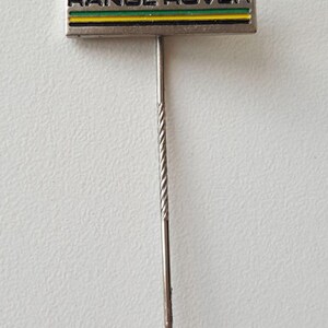 Stylish Original Accessory: Range Rover and Rover Lapel Pins and Pins ...