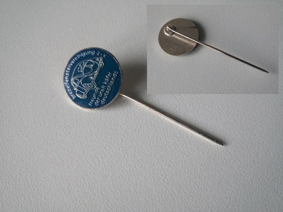 VW fan? Show it off with a pin - Gem