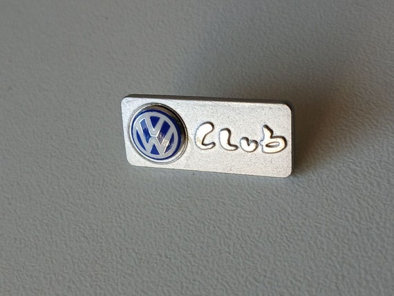 Rare VW Club Pin - Automechanika 2000 - Gem