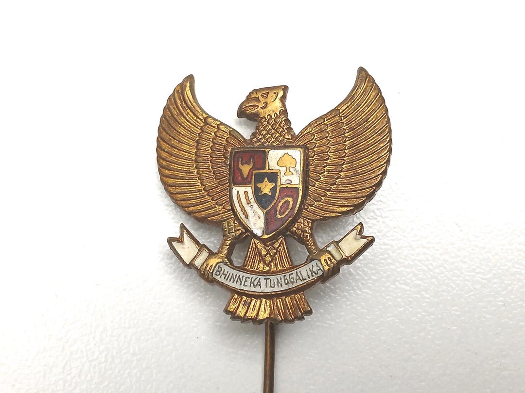 Indonesia State Emblem Lapel Pin - Enameled - Etsy