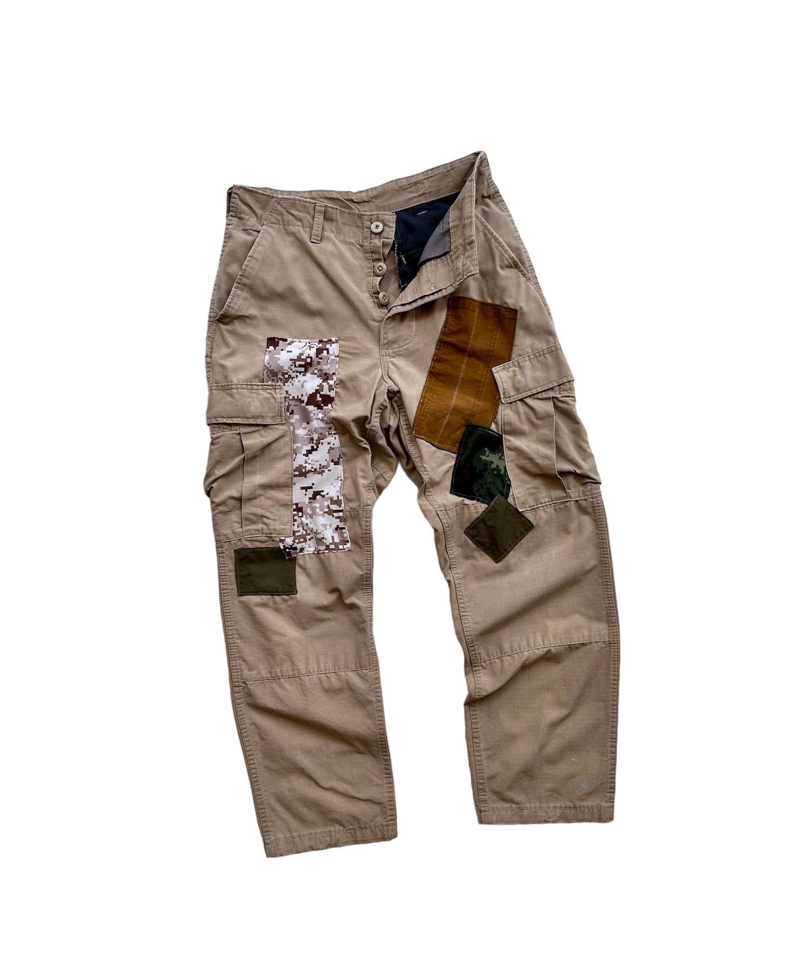 Unique Vintage Patchwork Combat Camo Pant Military Desert Army Upcycled ...