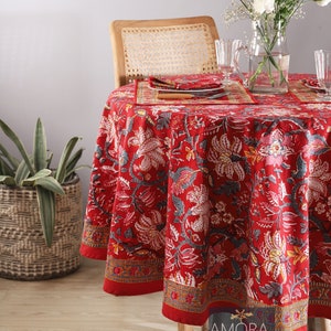 Red Christmas Floral Round Tablecloth - Cozy Holiday Dining Decor ...