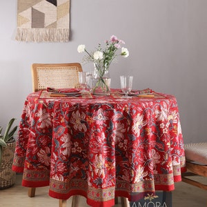 Red Christmas Floral Round Tablecloth - Cozy Holiday Dining Decor ...