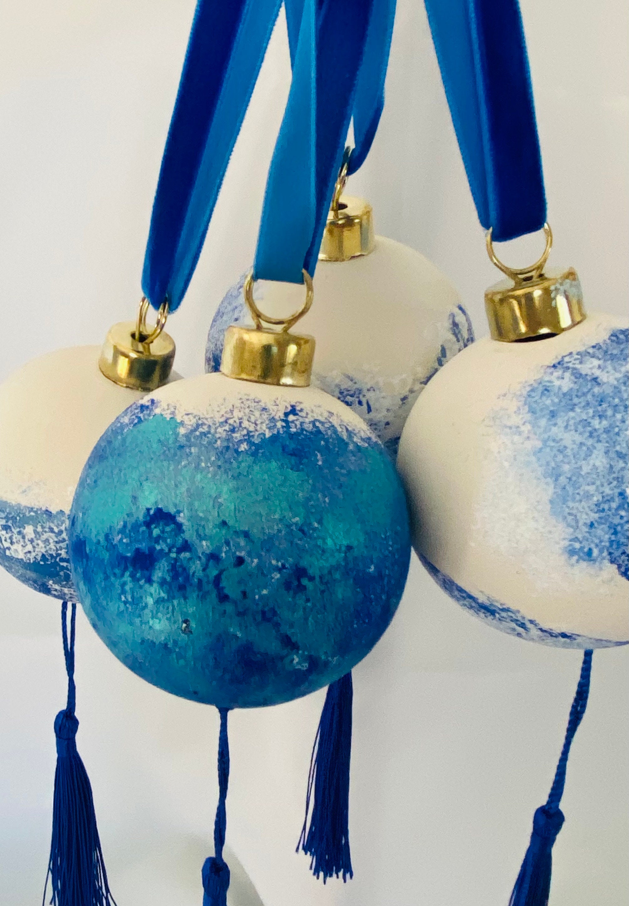 Four Hand Painted Ceramic Baubles Blue Baubles Christmas - Etsy UK