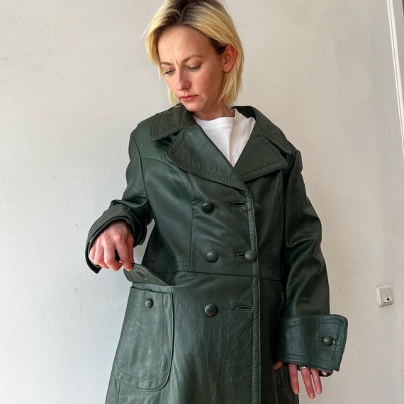 Incredible Vintage Green Leather Duster, suits +-M wo… - Gem