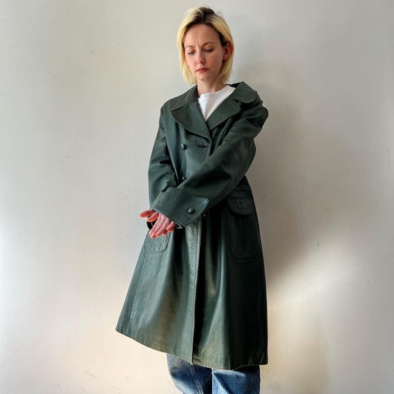 Incredible Vintage Green Leather Duster, suits +-M wo… - Gem