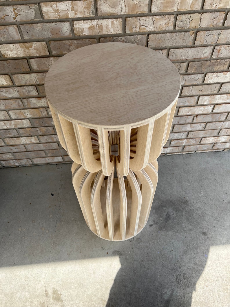 Parametric Design Cocktail Round Table/cake Stand - Customizable for Your Special Occasion - Etsy