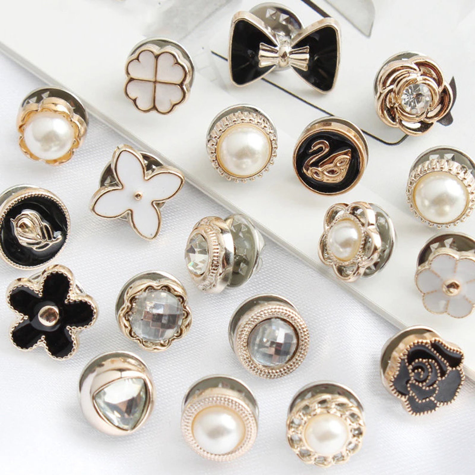 10pcs Free Sewing Pearl Rhinestone Button Brooch Prevent Accidental ...