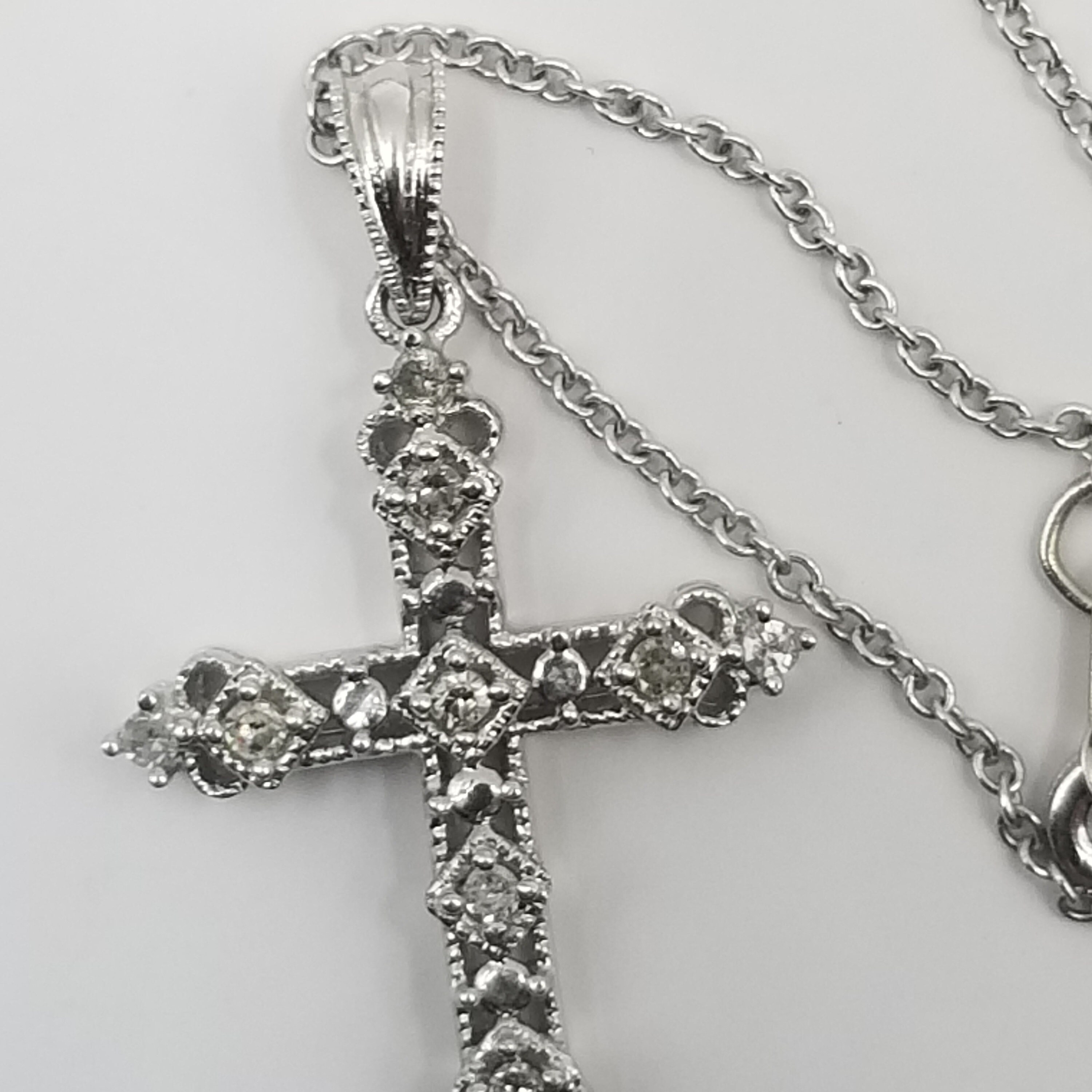 Outstanding 14kt Crucifix and Chain. - Etsy
