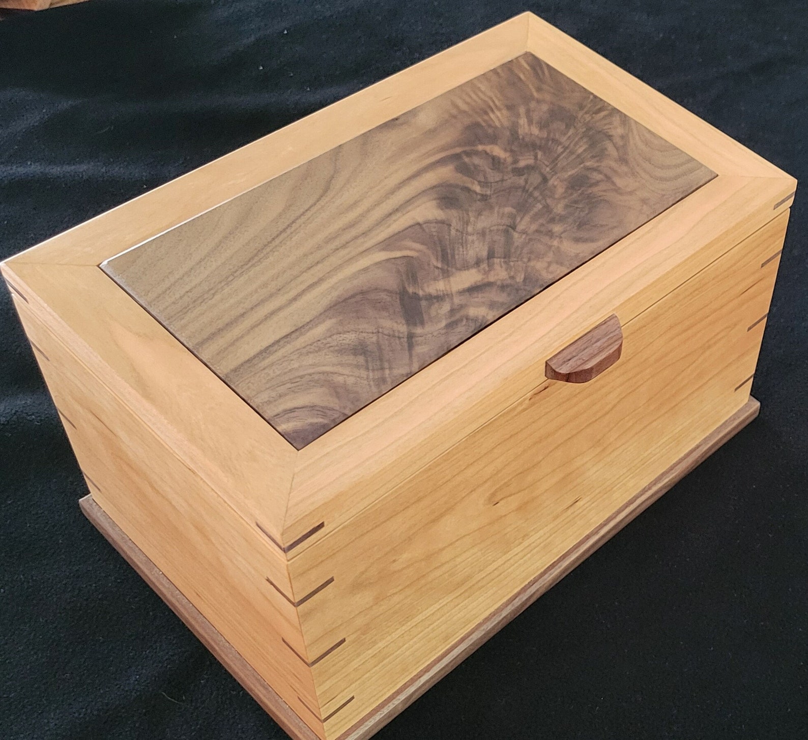 Heirloom Quality Jewelry Box With Removeable Divided Felt Lined Trays ...