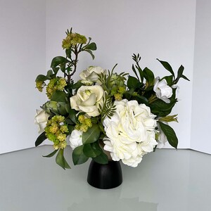Real Touch Floral Centerpiece , Modern Home Decor, Elegant Arrangement ...