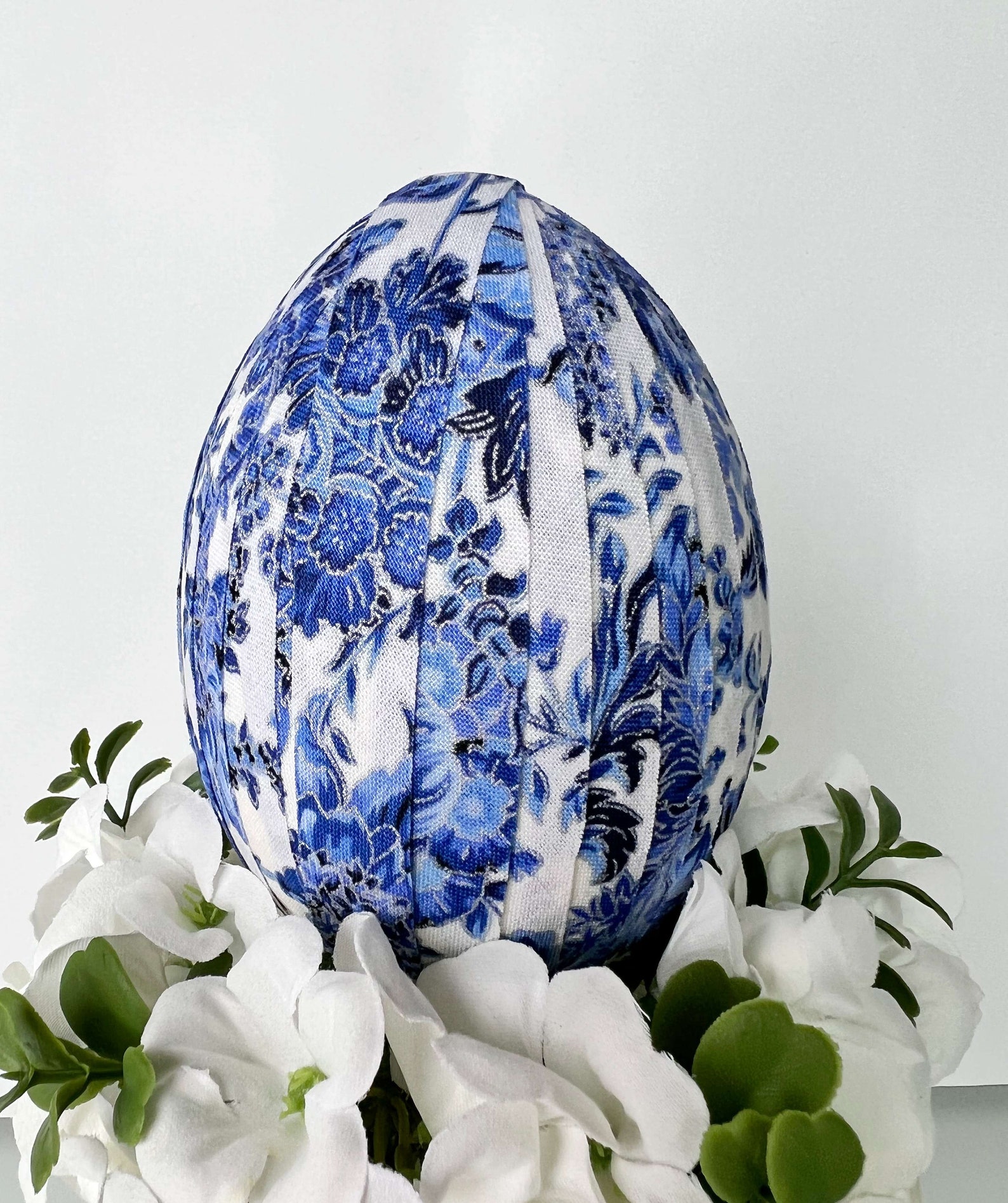 Chinoiserie Easter Decor, White and Blue Easter Decoration on Table H 9 ...