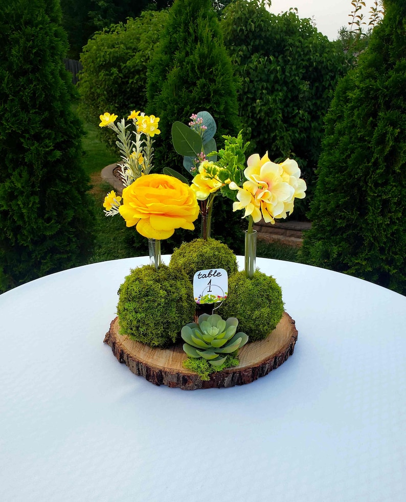 Wedding Party Centerpiece Wood Slice With Moss Ball, Wedding Decor ...