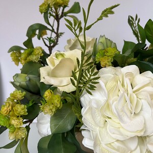 Real Touch Floral Centerpiece , Modern Home Decor, Elegant Arrangement ...