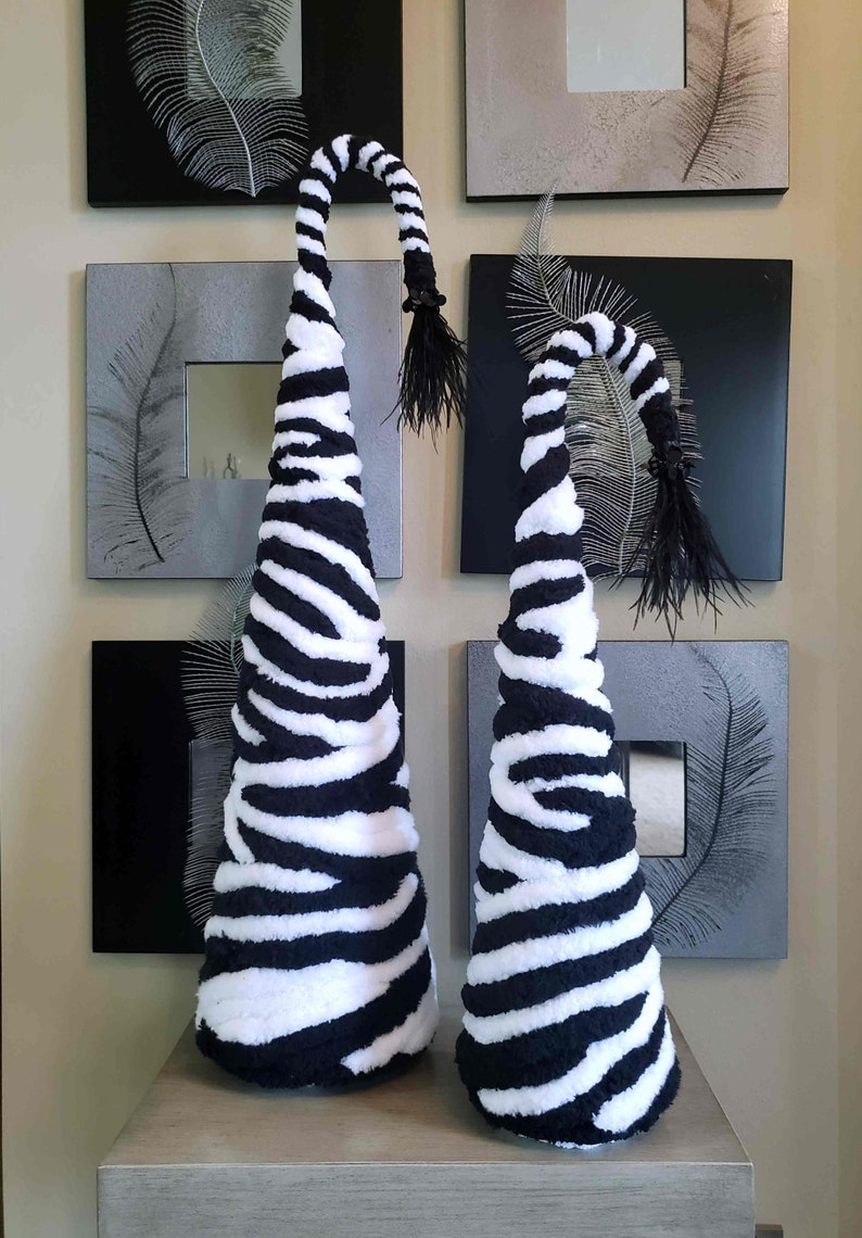 Christmas Cone White&black Tree, Tabletop Small Christmas Yarn Trees ...