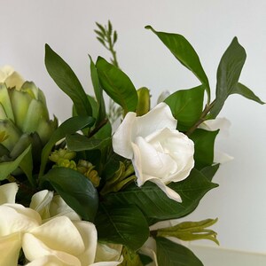 Real Touch Floral Centerpiece , Modern Home Decor, Elegant Arrangement ...