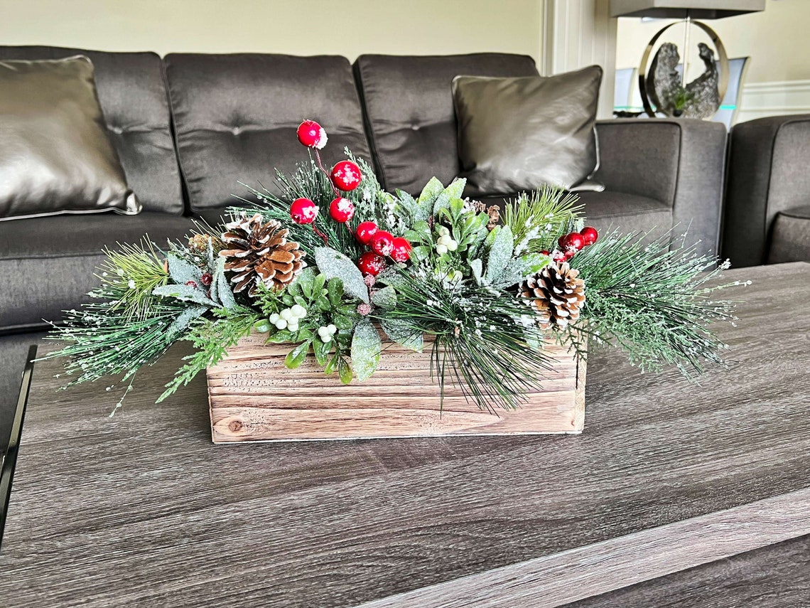 Rustic Winter Centerpiece Christmas Arrangement, Traditional Christmas ...