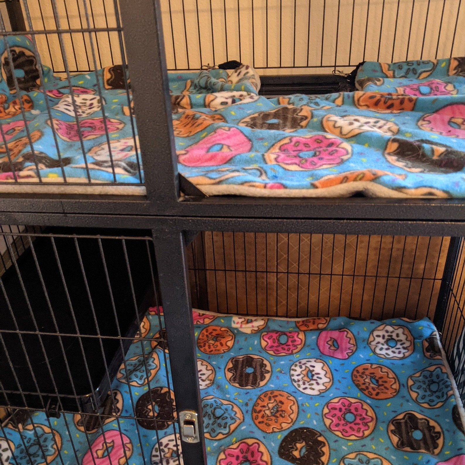 Critter Ferret Nation Feisty Ferret Two Story Cage Liners WITH Ramp ...