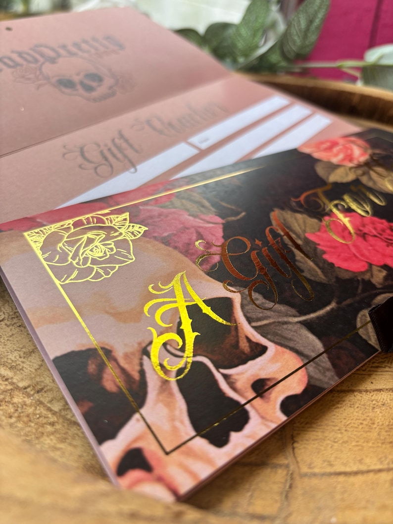 Luxury Gold Foil Gift Voucher Wallet Printing, Custom Folded Business ...