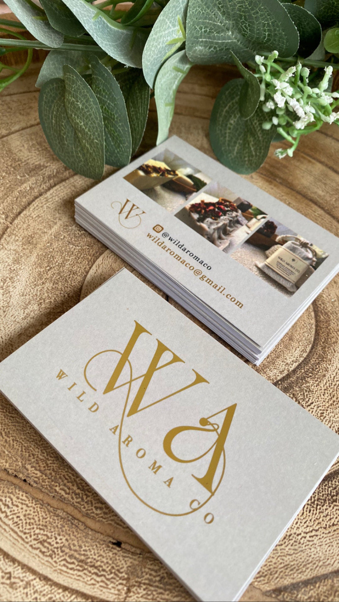 Luxury Finish Business Cards With Custom Design and Printing. Unique ...