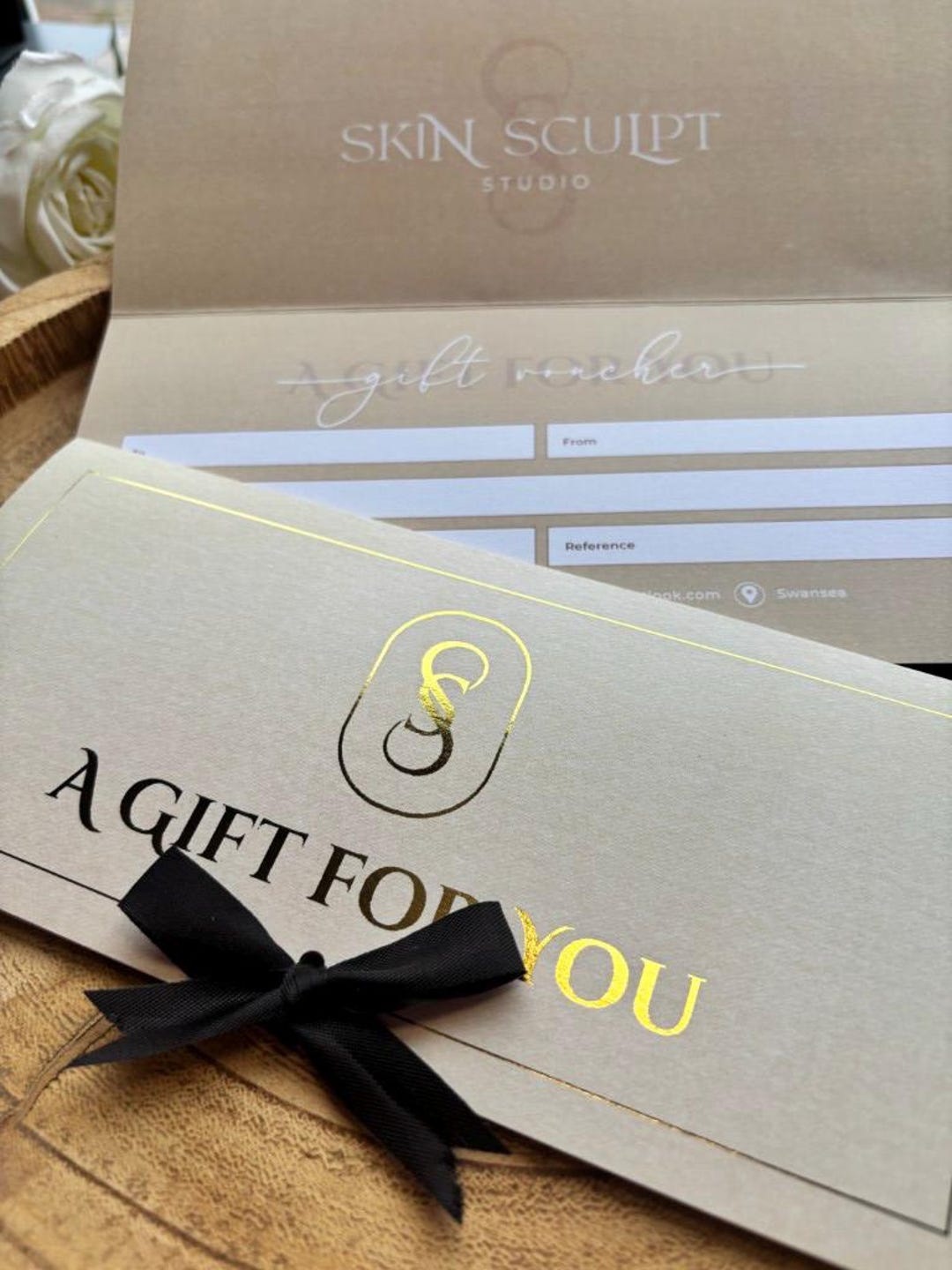 Luxury Gold Foil Gift Voucher Wallet Printing, Custom Folded Business ...