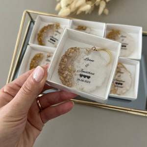 Elegant Gold Wedding Keychain Favors: Bridal Shower Gifts - Etsy