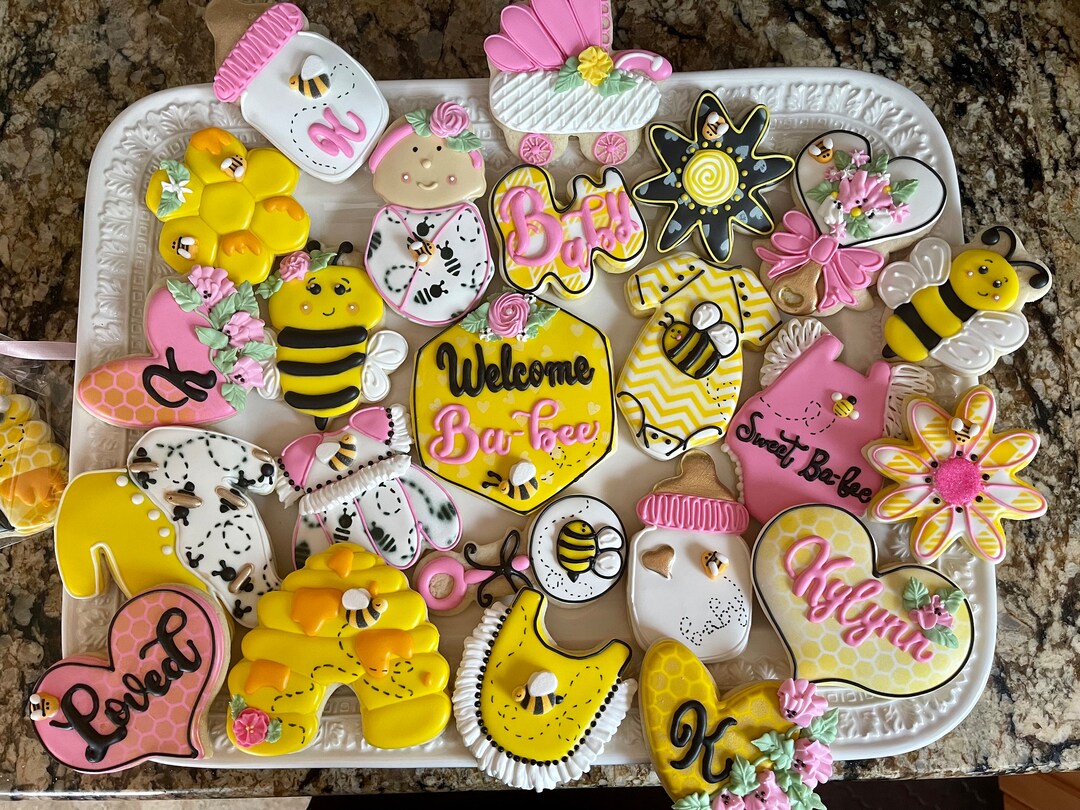 Butter Vanilla Royal Icing Bumble Bee Shower Cookies, Bee Spring Themed ...