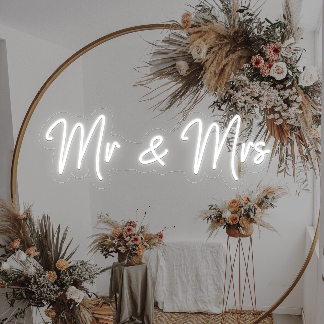 Mr & Mrs LED Neon Sign Custom Wedding Decor, Battery Led Signs Room ...