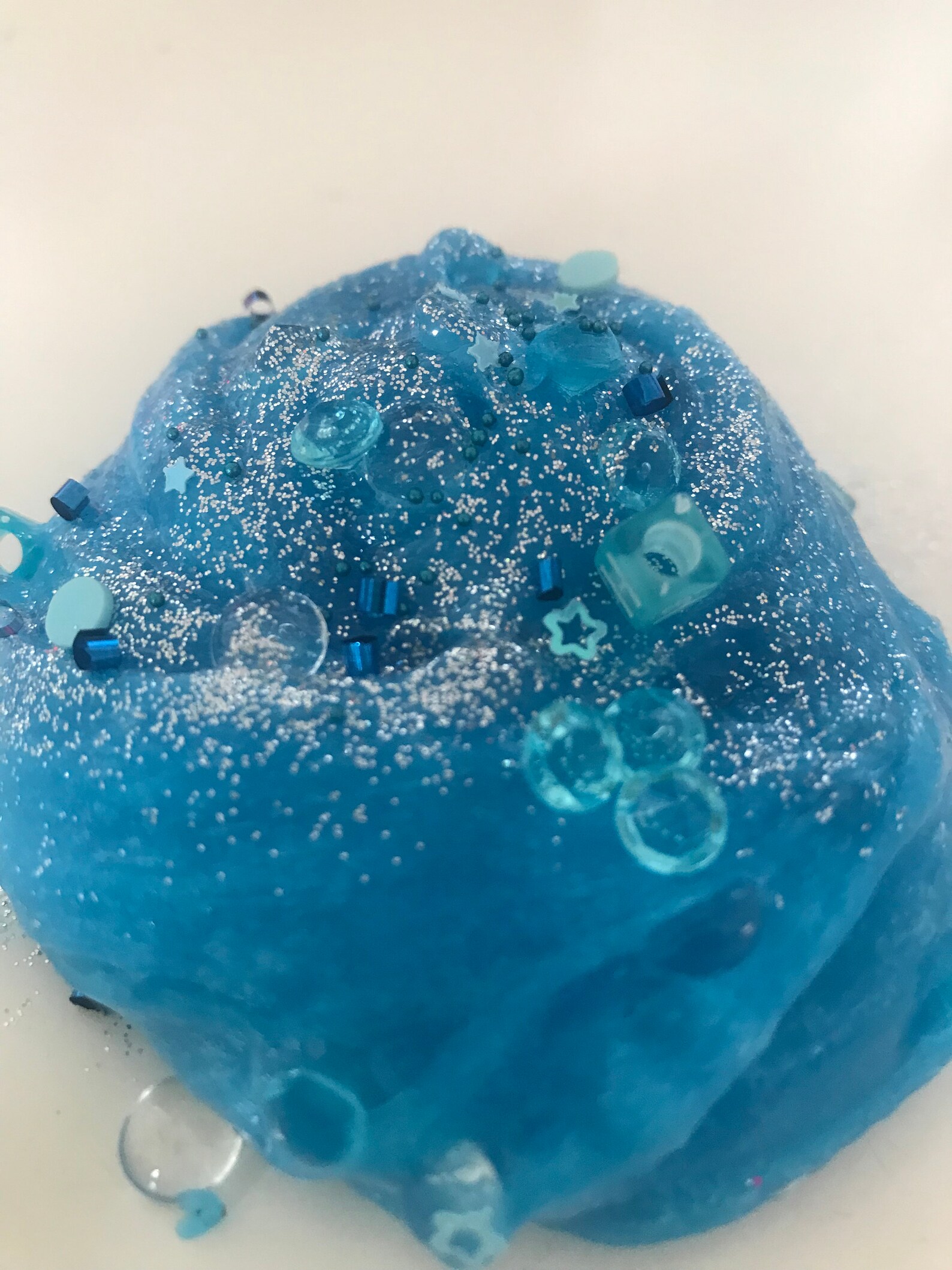 Blue thick clear slime with beads and gillter | Etsy
