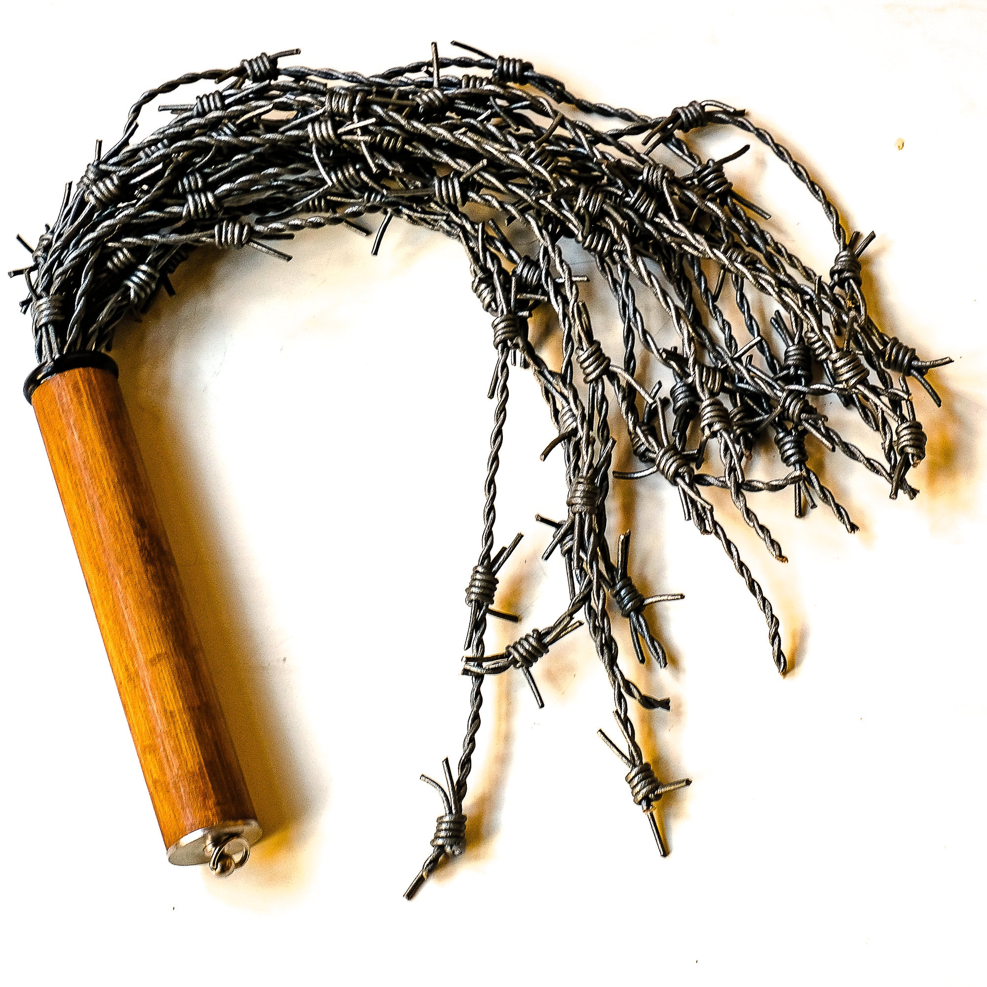 Wünsdorf. 61 Cm/24 Leather Barbed Wire Flogger - Etsy