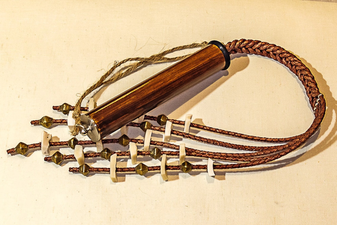 Flagrum. Roman Geissel modelled on ancient sedan | Etsy