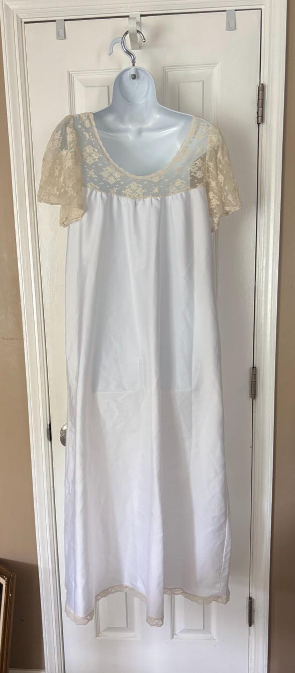 Corhan Long Nightgown With Lace Size Medium - Etsy
