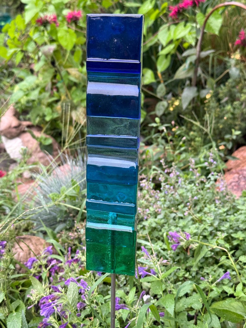 GET READY 4 SPRING Garden Plant Stake Shades of Blue & Green Fused ...