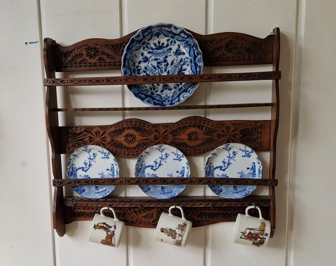 Antique Oak Hanging Plate Rack Wall Shelves 1880s Plate Rack Wall ...