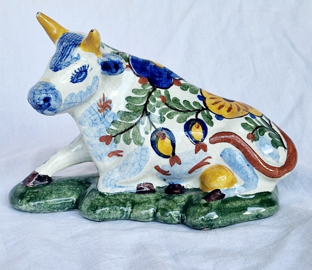 Antique Polychrome Delft Cow Laying Down, Earthenware de Klaauw - Etsy