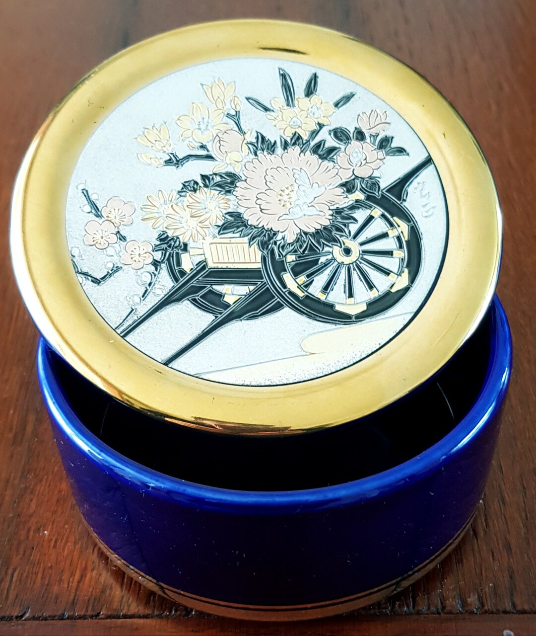 Japanese Trinket Box , Antique Bijoux Box, Samurai Chokin Art, Executed ...