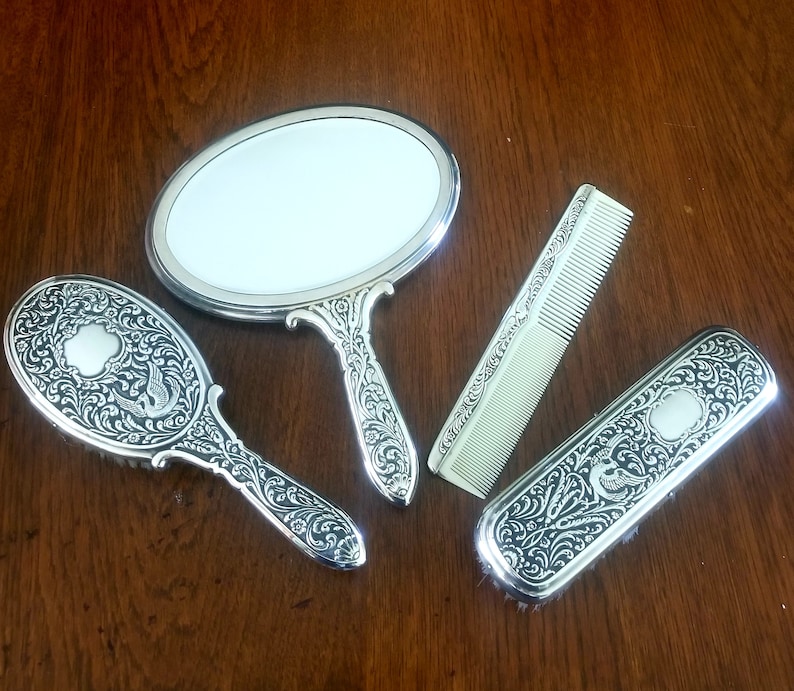 Art Nouveau Specchio Spazzole Pettine Argento Placcato Repousse, Set ...